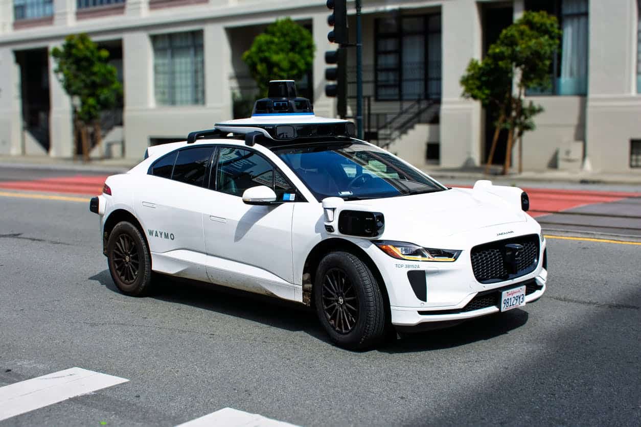 Uber vs. Lyft Autonomous Rideshare Accidents | Trust Guss Injury Lawyers